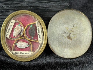 Exquisite Oval Reliquary with Relics of the Three Magi (Ex Ossibus ...