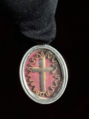 Exquisite Reliquary Containing a Fragment of the True Cross