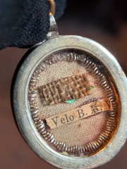 Relic of the Veil of the Blessed Virgin Mary (Ex Velo B. Mariae Virginis)